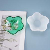 China DIY Crystal Dropping Gel Mold Dish Petal Small Dish Ornament Platform Storage Mirror Silicone Mold for sale