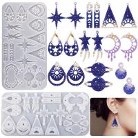 China DIY Crystal Dropping Gel Moon Meteor Astronomy Starry Sky Earrings Pendant Pendant Pendant Keychain Silicone Mold for sale