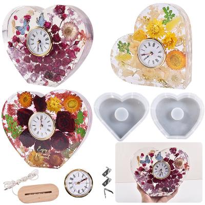 China Diy Vertical Clock Pendulum Geometric Love Clock Ornament Valentine's Day Heart shaped Silicone Mold for sale