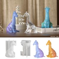 China DIY epoxy resin crystal dropper mirror 3D three-dimensional giraffe ornament silicone mold wholesale for sale