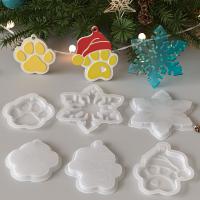 China Dropping Resin Aromatherapy Gypsum Christmas Snowflake Love Hat Cat Claw Pendant Hanging Silicone Mold for sale