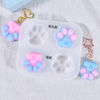 China DIY Crystal Dropping Glue Mold Matte and Mirror Love Cat Claw Keychain Decoration Silicone Mold for sale