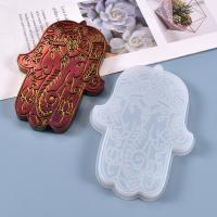 China DIY crystal dropper mold cool Fatima hand table decoration silicone mold spot wholesale for sale