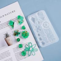 China DIY crystal drop glue mold earrings pendant homemade jewelry pendant decorative mirror silicone mold for sale