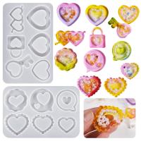 China DIY Crystal Drip Glue Love Flowing Sand Keychain Pendant Valentine's Day Gift Hanging Decoration Silicone Mold for sale