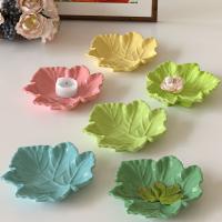 China Leaf Maple Leaf Plate Tray Silicone Mold DIY Aromatherapy Gypsum Leaf Storage Tray Dropping Mold for sale