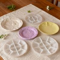 China DIY Aromatherapy Gypsum Relief Strawberry Grape Angel Pattern Plate Tray Ornament Silicone Mold for sale