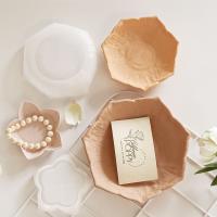 China DIY crystal drip glue five petal flower seven petal flower storage tray aromatherapy gypsum flower dish silicone mold for sale