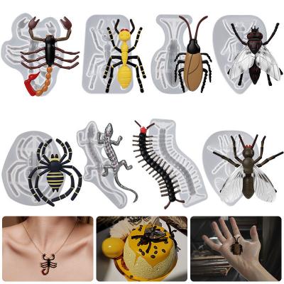 China DIY dropper lizard ant spider scorpion centipede cockroach fly ant fly keychain silicone mold for sale
