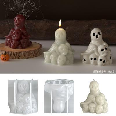 China Halloween Ghost Bone Pile Skull Silicone Mold DIY Aromatherapy Candle Decoration Gypsum Mold for sale