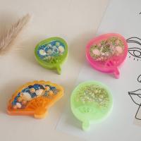 China DIY Crystal Dropping Resin Hand Pendant, Multiple Fans, Flowing Sand Pendant, Keychain, Silicone Mold for sale