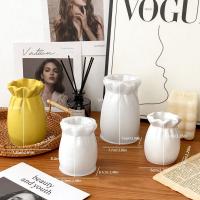 China Ins Fengfu Bag Vase Silicone Mold Handmade DIY Aromatherapy Gypsum Cement Flower Arrangement Device Storage Can Decoration Mold for sale