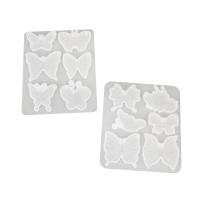 China Crystal dropper DIY resin aromatherapy pendant, multiple butterfly keychain pendants, silicone mold wholesale for sale