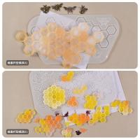 China DIY crystal dropper resin gypsum mirror honey honeycomb keychain door number pendant silicone mold for sale