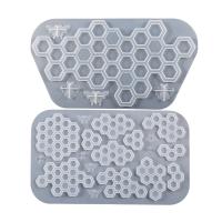 China DIY crystal dropper resin gypsum mirror honey honeycomb keychain door number pendant silicone mold for sale