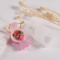China Drip Glue DIY Simple Square Round Handmade Flowing Sand Candy Pendant Keychain Pendant Silicone Mold for sale