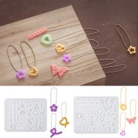 China Crystal Drip Glue Flowing Sand Small Accessories DIY Love Pentagram Resin Bracelet Pendant Silicone Mold for sale