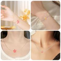 China Crystal Drip Glue Flowing Sand Small Accessories DIY Love Pentagram Resin Bracelet Pendant Silicone Mold for sale