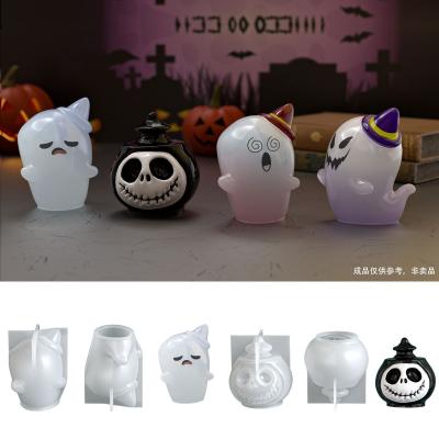 China 3D 3D hooded demon ghost pumpkin Halloween dropper silicone mold aromatherapy candle plaster mold for sale