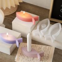 China Dropping resin gypsum small fish ornament candle grinder DIY candle stand candle base silicone mold for sale