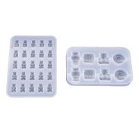 China DIY crystal dropper mold, teddy bear candy whole board pendant, cute accessory, silicone mold for sale