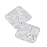 China DIY Resin Moon Cloud Umbrella Doll Tears Moon Heart Shaped Flowing Sand Pendant Hanging Silicone Mold for sale