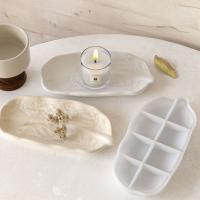 China DIY Simple Ins Style Aromatherapy Gypsum Relief Striped Leaf Tray Dish Ornament Silicone Mold for sale
