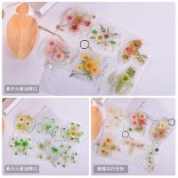 China DIY Easter Drop Gel Gecko Insect Pendant Hanging Silicone Mold Clover Mushroom Flower Grinding for sale