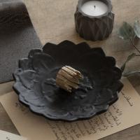 China Drip resin mirror relief lotus plate tray DIY aromatherapy gypsum storage tray silicone mold for sale