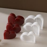 China Resin mirror decoration ornament injured heart dropper glue mold DIY love candle silicone mold for sale