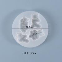 China DIY Crystal Dropping Gel Mold Mickey Head Pendant Cute Japanese Homemade Hanging Decoration Mirror Silicone Mold for sale