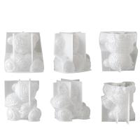 China Cross border holding love roses couple teddy bear DIY aromatherapy gypsum candle ornament silicone mold for sale