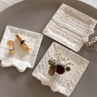 China Square bow relief pattern tray silicone mold DIY aromatherapy gypsum disc drip mold for sale