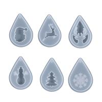 China Source DIY Crystal Drop Glue Mold Christmas Tree Christmas Series Listing Silicone Mold Spot Wholesale for sale