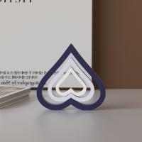 China Aromatherapy gypsum hollow heart silicone mold DIY stacked heart-shaped resin table drip mold for sale