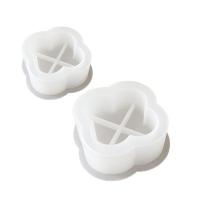 China DIY Clover Sized Storage Box Ornament, Gypsum Candle Cup, Potted Succulent Flower Container, Silicone Mold for sale
