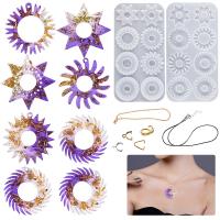China Crystal Dropper Resin DIY Gear Pendant Silicone Mold Punk Style Earrings Necklace Pendant Wholesale for sale