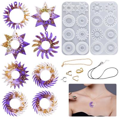 China Crystal Dropper Resin DIY Gear Pendant Silicone Mold Punk Style Earrings Necklace Pendant Wholesale for sale