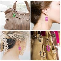China DIY Gothic Alien English 26 Letter Full Page Drip Glue Grinder Aromatherapy Pendant Keychain Silicone Mold for sale
