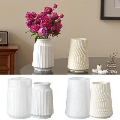 China Nordic Ins Vertical Wavy Vase Silicone Mold DIY Hydroponic Flower Pot Candle Container Gypsum Mold for sale