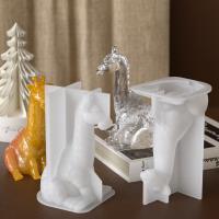 China DIY Epoxy Resin Crystal Dropper Mirror 3D Three-dimensional Giraffe Ornament Silicone Mold Wholesale for sale