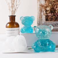 China Diamond Bear Ice Grid Silicone Mold DIY Cutting Surface Stereoscopic Geometry Bear Candle Pendant Dropping Grinding Tool for sale