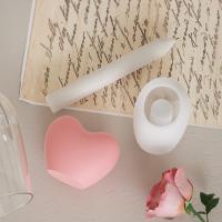 China DIY Aromatherapy Candle Stand Base Decoration Grinding Tool 3D Three Dimensional Love Gypsum Candlestick Silicone Mold for sale
