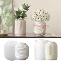 China Nordic Ins Vertical Wavy Vase Silicone Mold Simple Roman Column Hydroponic Flower Planter Mold for sale