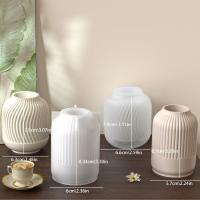 China Nordic Ins Vertical Wavy Vase Silicone Mold Simple Roman Column Hydroponic Flower Planter Mold for sale