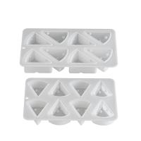 China Aromatherapy Gypsum Candle Ornament Dropper Mold DIY Eight Chain Cheese Candle Jewelry Silicone Mold for sale