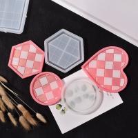 China DIY Dropper Glue Rectangular Heart-shaped Hexagonal Circular Chessboard Grid Dish Tray Gypsum Silicone Mold for sale