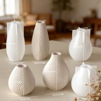 China Nordic-inspired Ins Wind Chime Vase Candle Holder DIY Aromatic Plaster Cement Decor Silicone Mold for sale