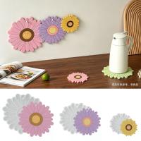 China Large, Medium, And Small Perforated Flower Coasters With Silicone Molds, Chrysanthemum Display Tables, Aromatherapy Gypsum Drip Molds for sale