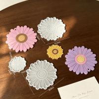 China Large, Medium, And Small Perforated Flower Coasters With Silicone Molds, Chrysanthemum Display Tables, Aromatherapy Gypsum Drip Molds for sale